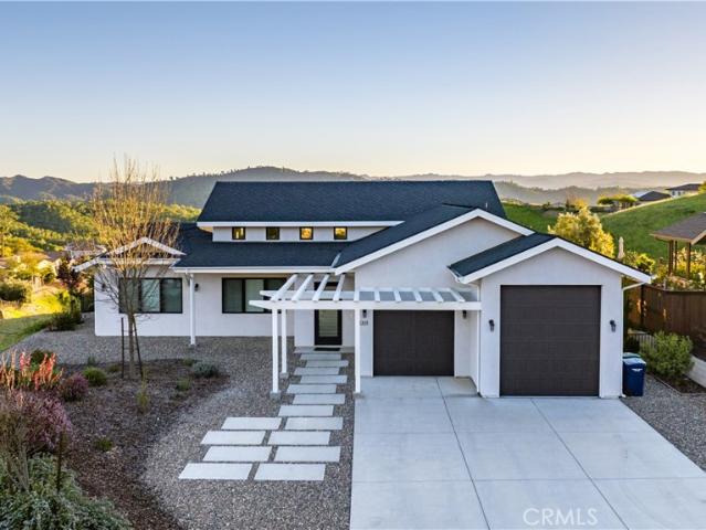 3315 Catalina Pl, Paso Robles, CA 93446 | MLS #NS26056 | Compass