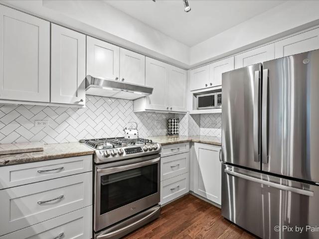 3315 Cottonwood Court