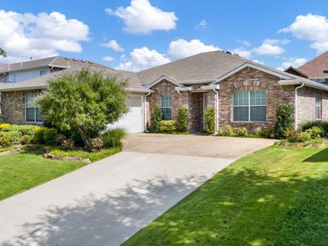 3315 Elmwood Ct, Sachse, TX 75048