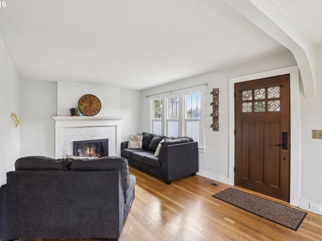 3315 g st