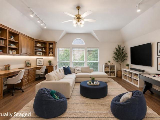 3315 Garrett Drive