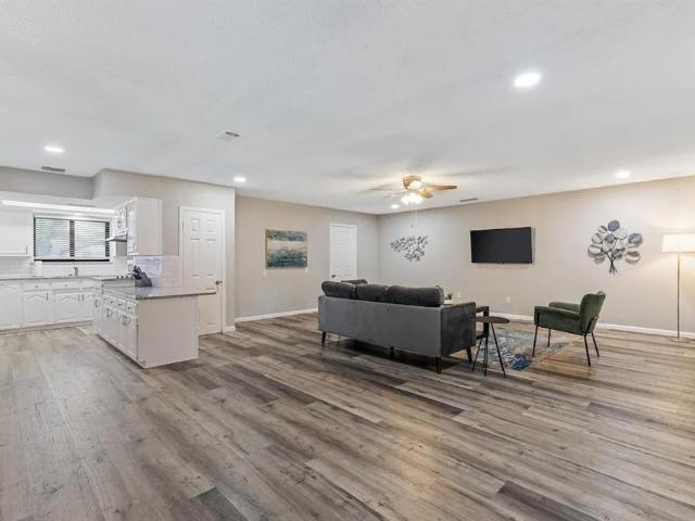 3315 Town Park Drive