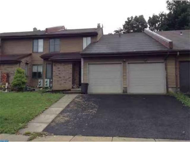 33167677 34 Bellaire Dr