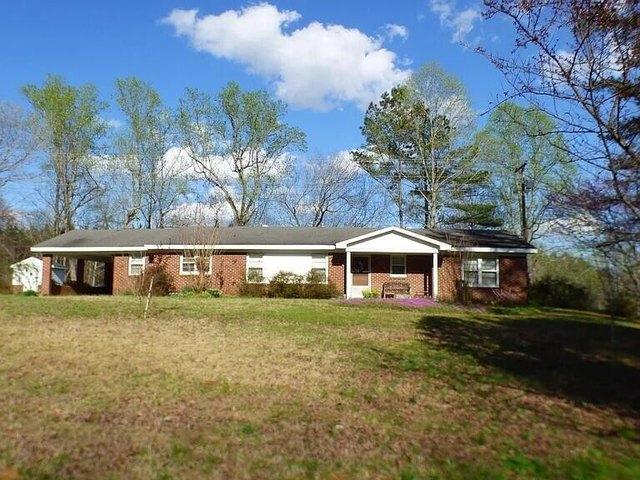 3316 E Chambers Dr, Booneville, MS 38829