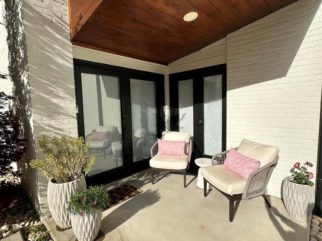 3316 Johnny Cake Lane