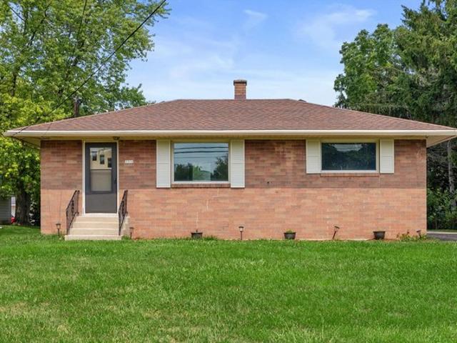 3316 3 Mile Rd, Caledonia, WI 53404