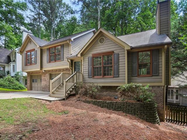 3317 Hillside Drive