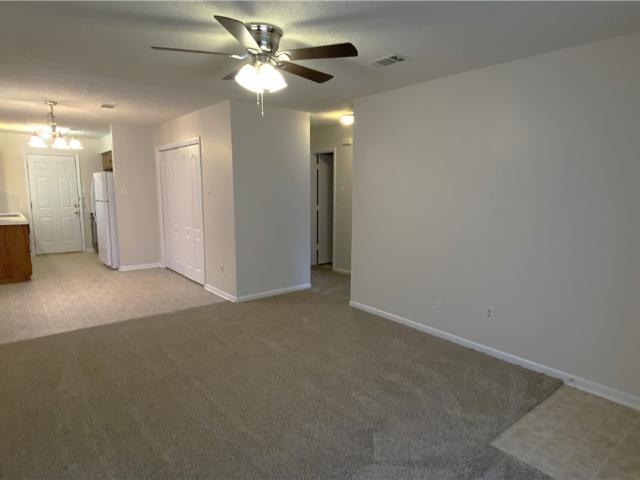 3317 Longleaf Circle