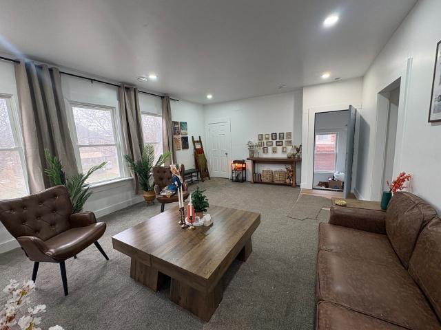 3317 Webb St 1 Bedroom Apartment for Rent at 3317 Webb St, Detroit, MI 48206 Durfee