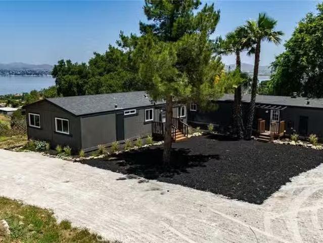 33180 HOLLISTER DR, LAKE ELSINORE, CA 92530 Manufactured On La.