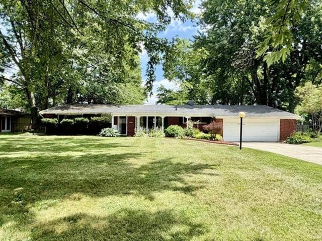 3318 E Lincolnshire Blvd, Toledo, OH 43606
