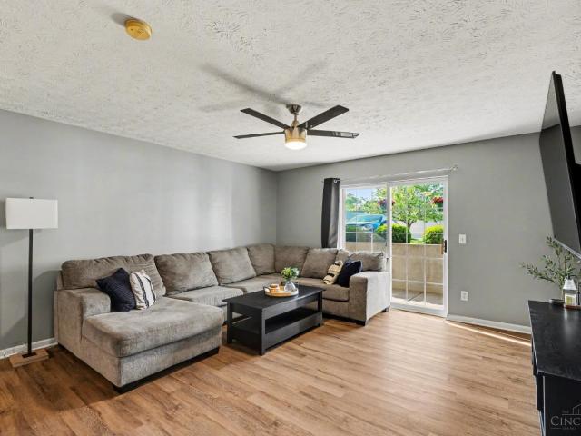 3318 Emerald Lakes Drive