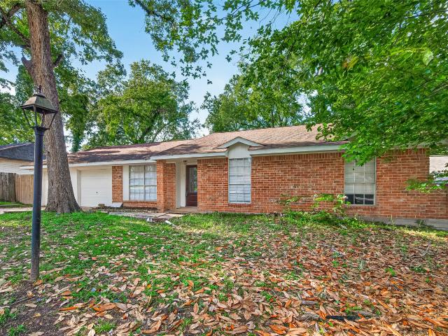 3318 Kentwood Drive