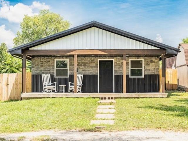 3318 Richmond Ave, Connersville, IN 47331