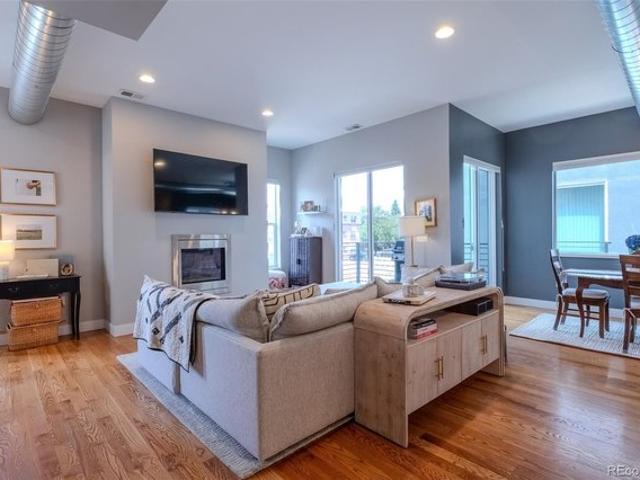 3318 S Washington St, Englewood, CO 80113