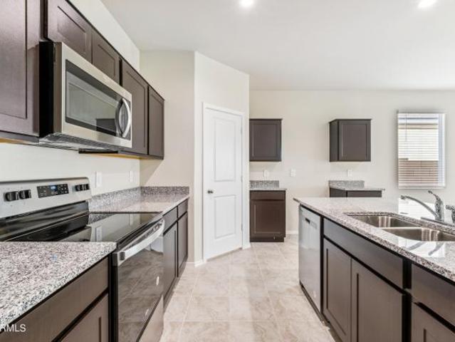 3318 W Shanley Ave, Apache Junction, AZ 85120