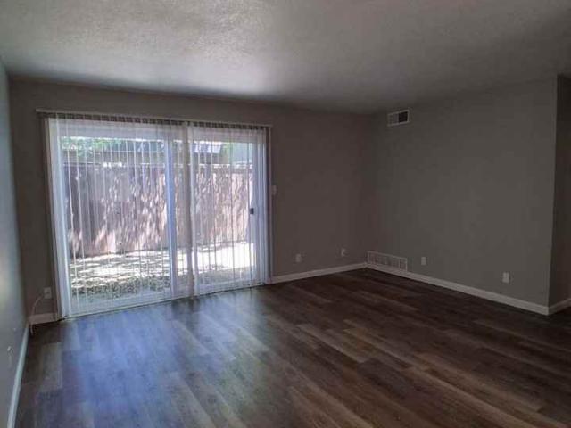 3319 E. Fairmont Ave. 2 Bedroom Apartment for Rent at 3319 E Fairmont Ave, Fresno, CA 93726