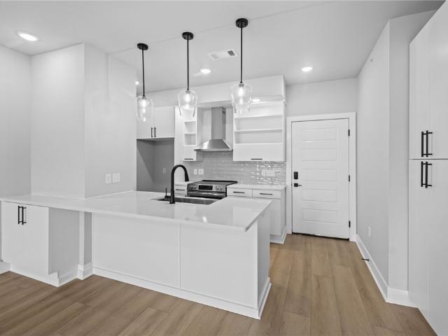 3319 SE MP Parkway 202