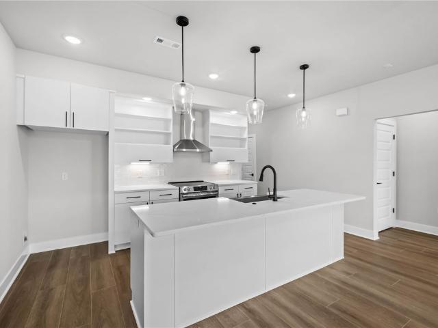 3319 SE MP Parkway 203