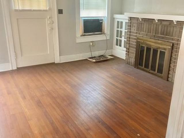 3310 Morrison St, Houston, TX 77009