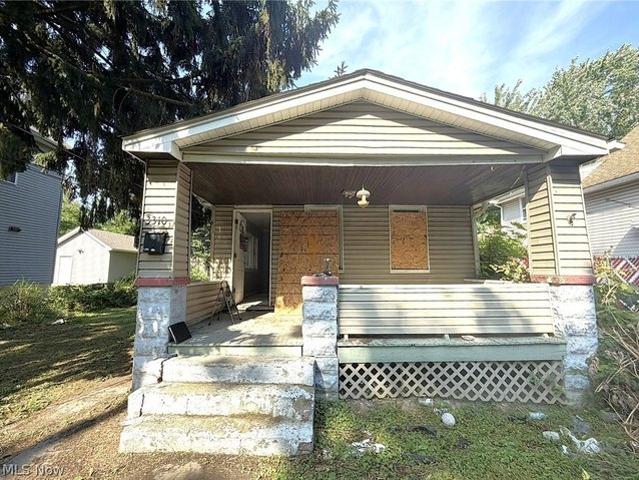 3310 W 54th St, Cleveland, OH 44102