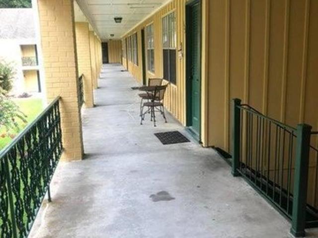 3310 Washington Ave Apt 1318, Pascagoula, MS 39581