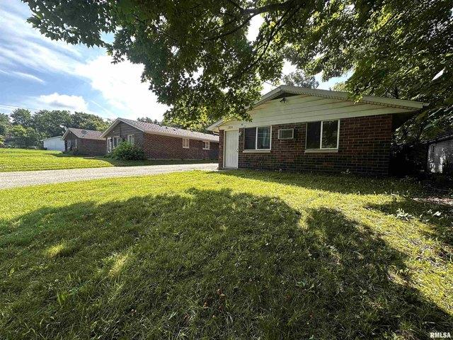 3310 3 W Sylvan Ln, Peoria, IL 61615