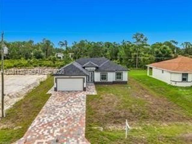 3310 61st St W, Lehigh Acres, FL 33971