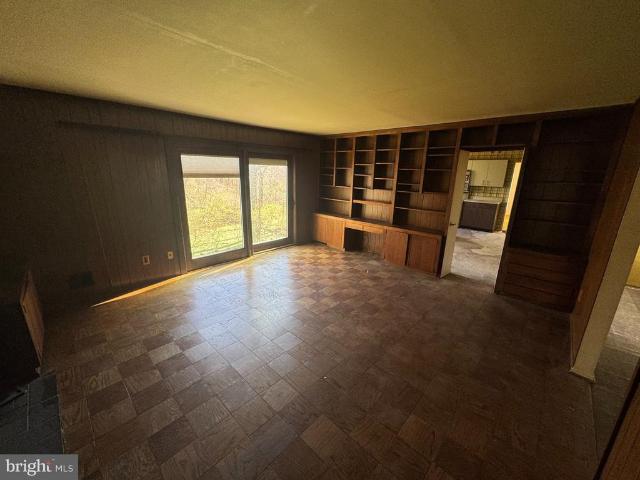 3311 Mantua Drive