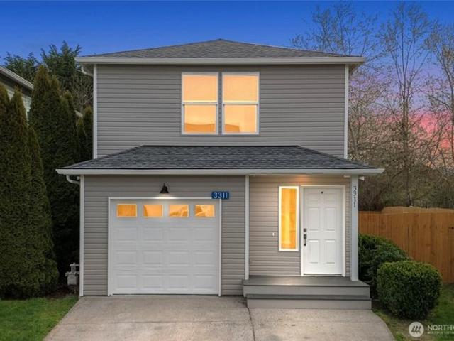 3311 Arbor St, Mount Vernon, WA 98273
