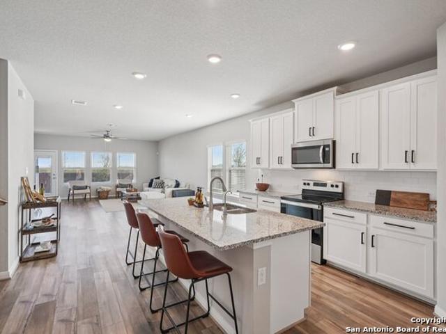 3311 Junction Bay
