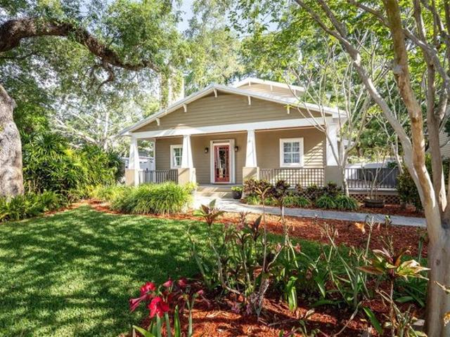 3311 W Hawthorne Rd, Tampa, FL 33611