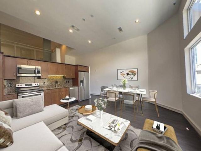 3311 Yupon St Apt 315, Houston, TX 77006
