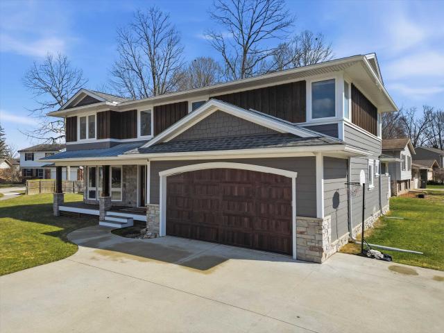 33120 Tall Pine Court