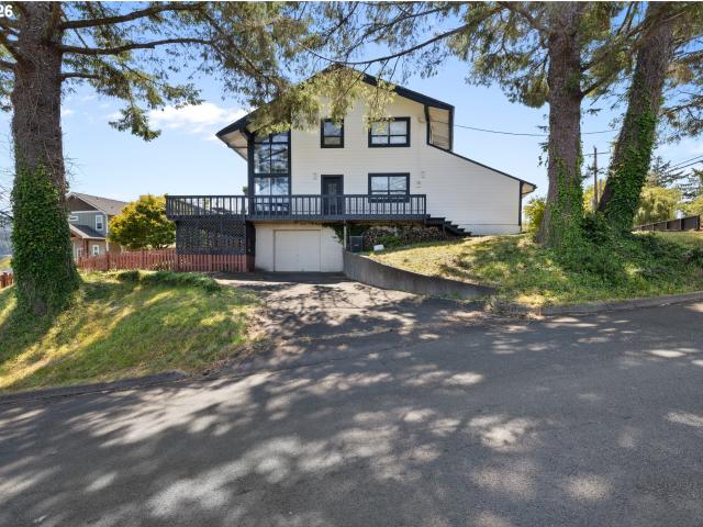 3312 ne west devils lake rd