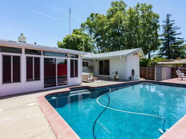 3312 Eisenhower Dr, Sacramento, CA 95826