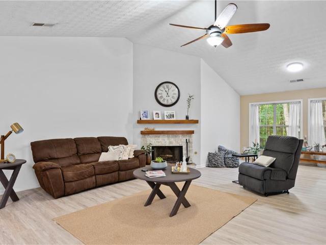 3312 Freedom Landing NW