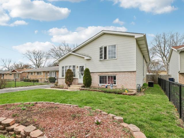 3312 Gilboa Ave, Zion, IL 60099 | MLS #12620 | Compass