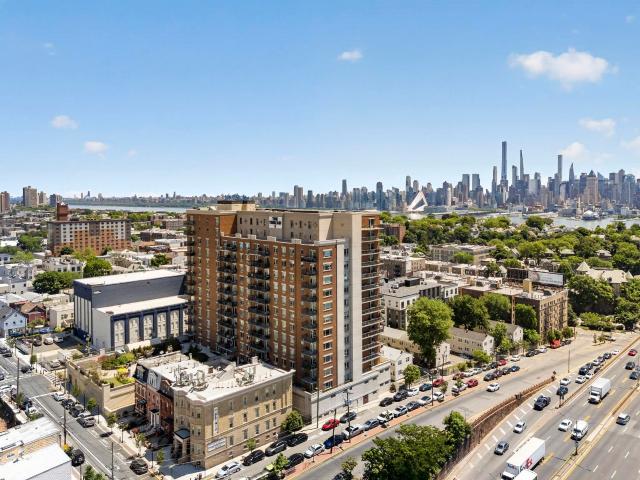 3312 Hudson Ave # 12K