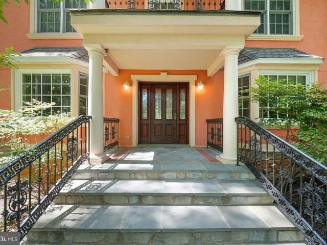 3312 Prosperity Avenue