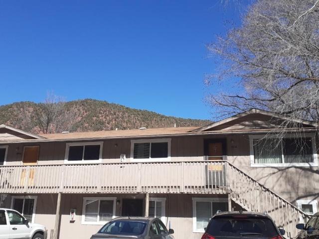 3312 S Grand