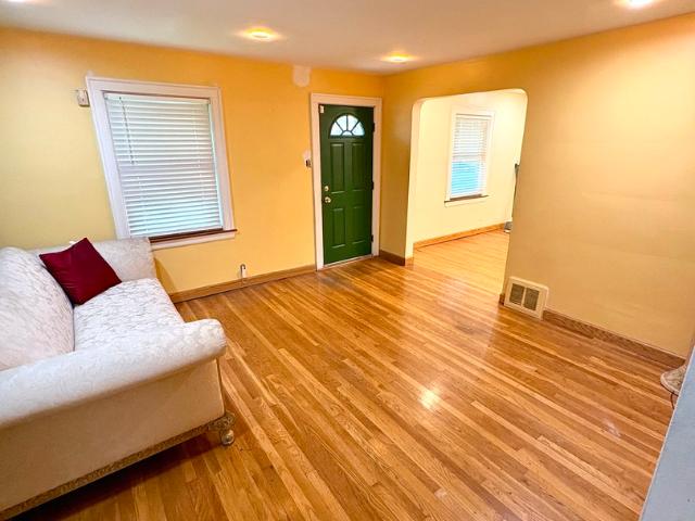 3312 W 84th Street