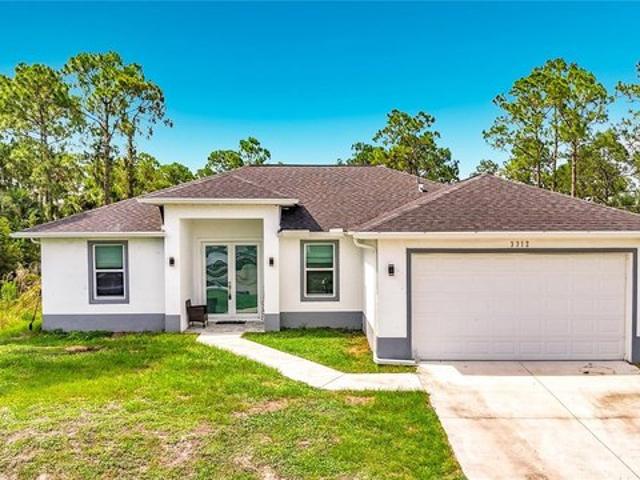 3312 72nd St W, Lehigh Acres, FL 33971