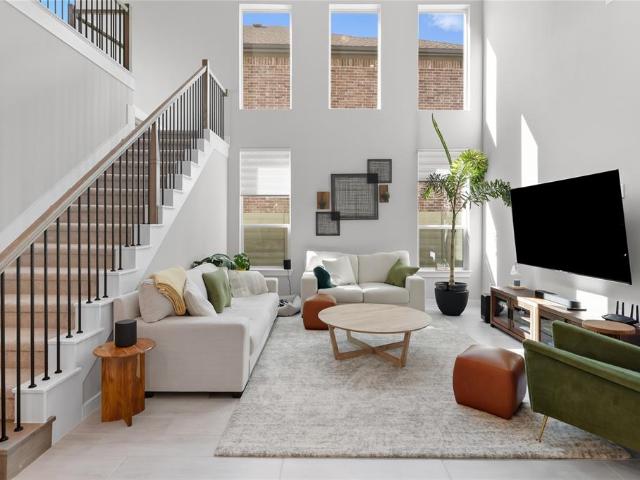 3313 The Commons Parkway
