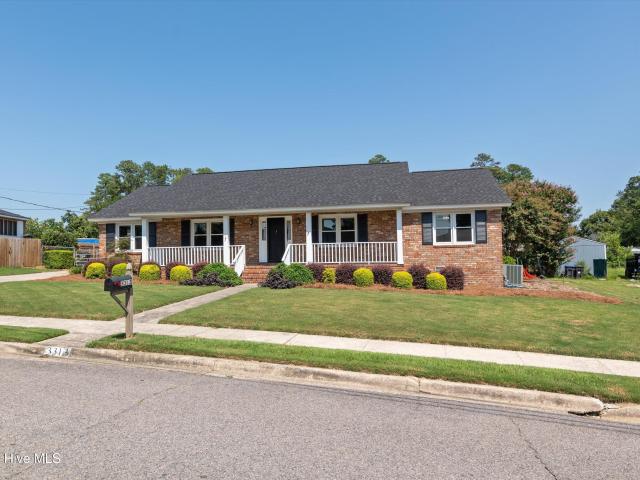 3313 Thread Needle Road W