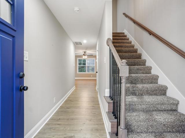 331 Cardinal Crk Dr, Clarksville, TN 37040 | MLS #3165 | Compass