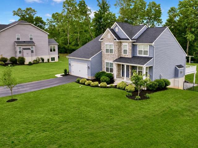 331 Chatsworth Court