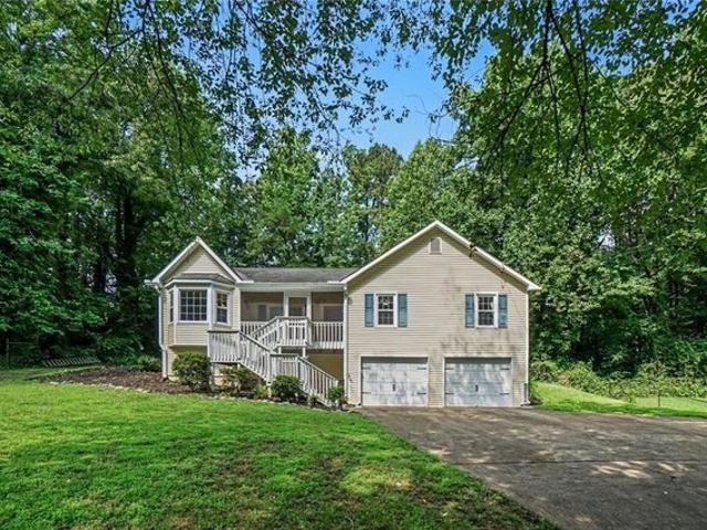 331 Creekbend Dr, Woodstock, GA 30188