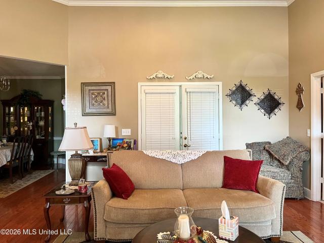 331 Bay Cove