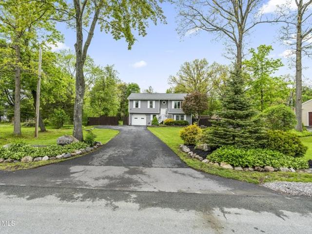 331 Butterfield Ave, Schenectady, NY 12008